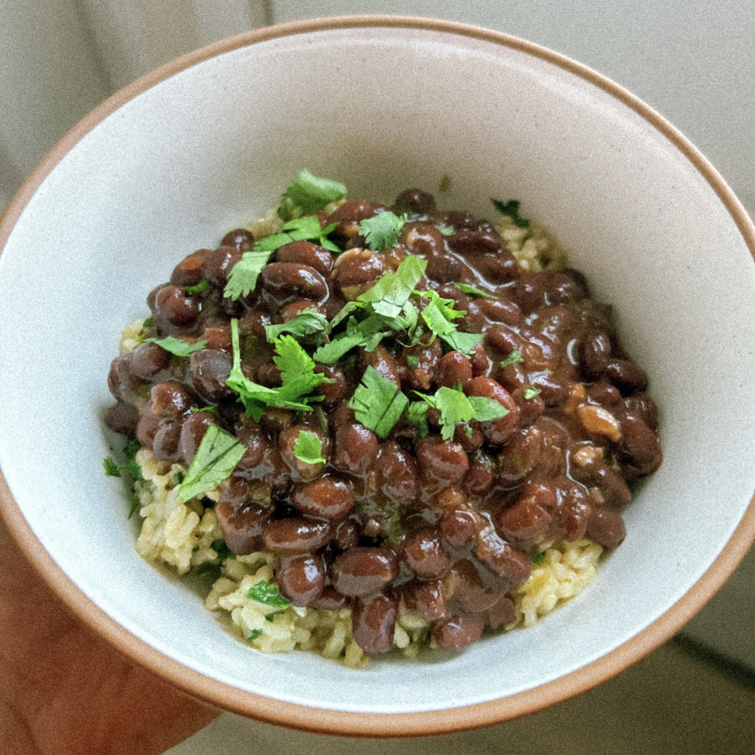 easy 5 ingredient beans - pour tu